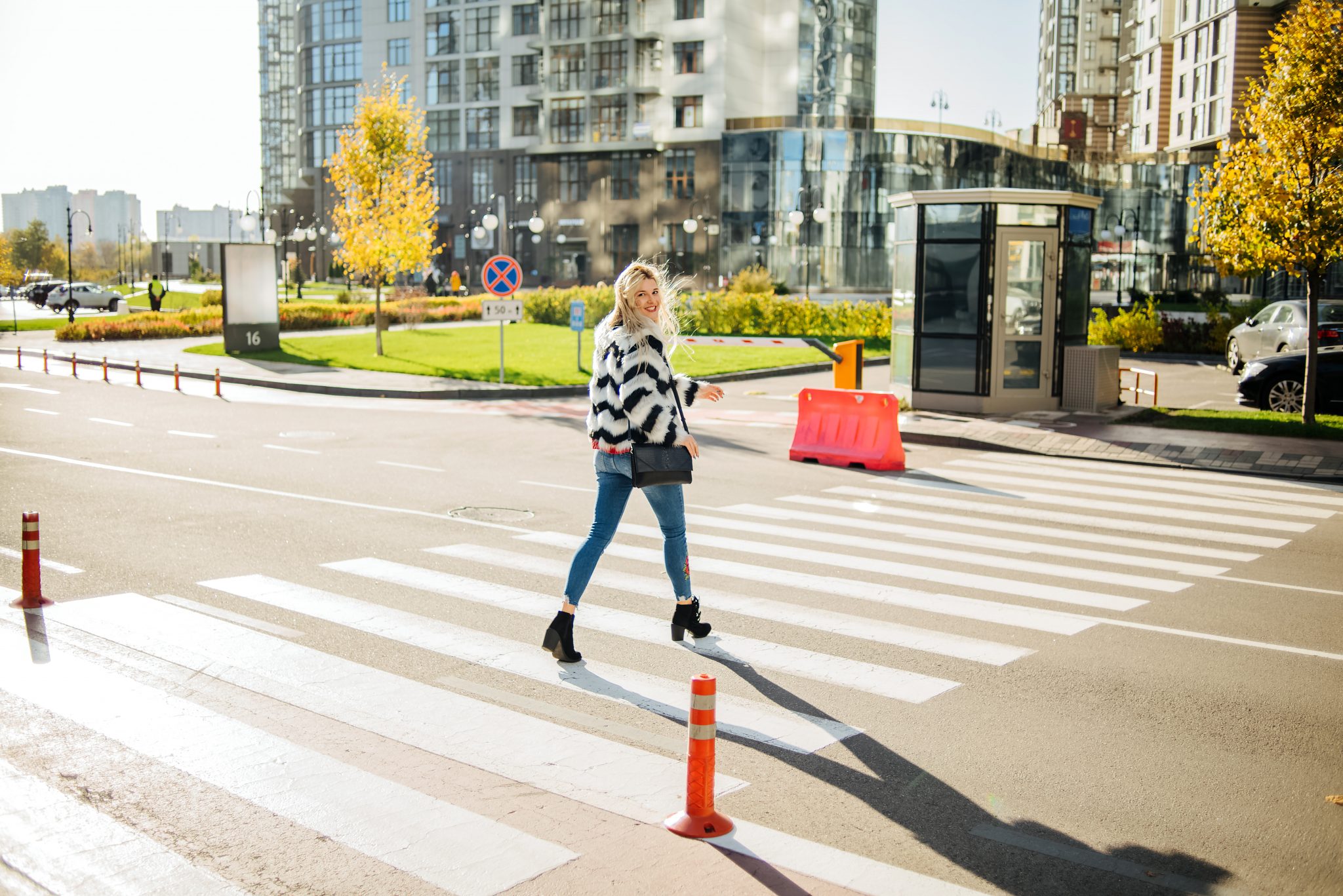 10 Basic Road Safety Rules Every Kid Must Know - Escape Writers